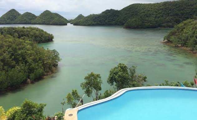 Sipalay re-opens for domestic tourists